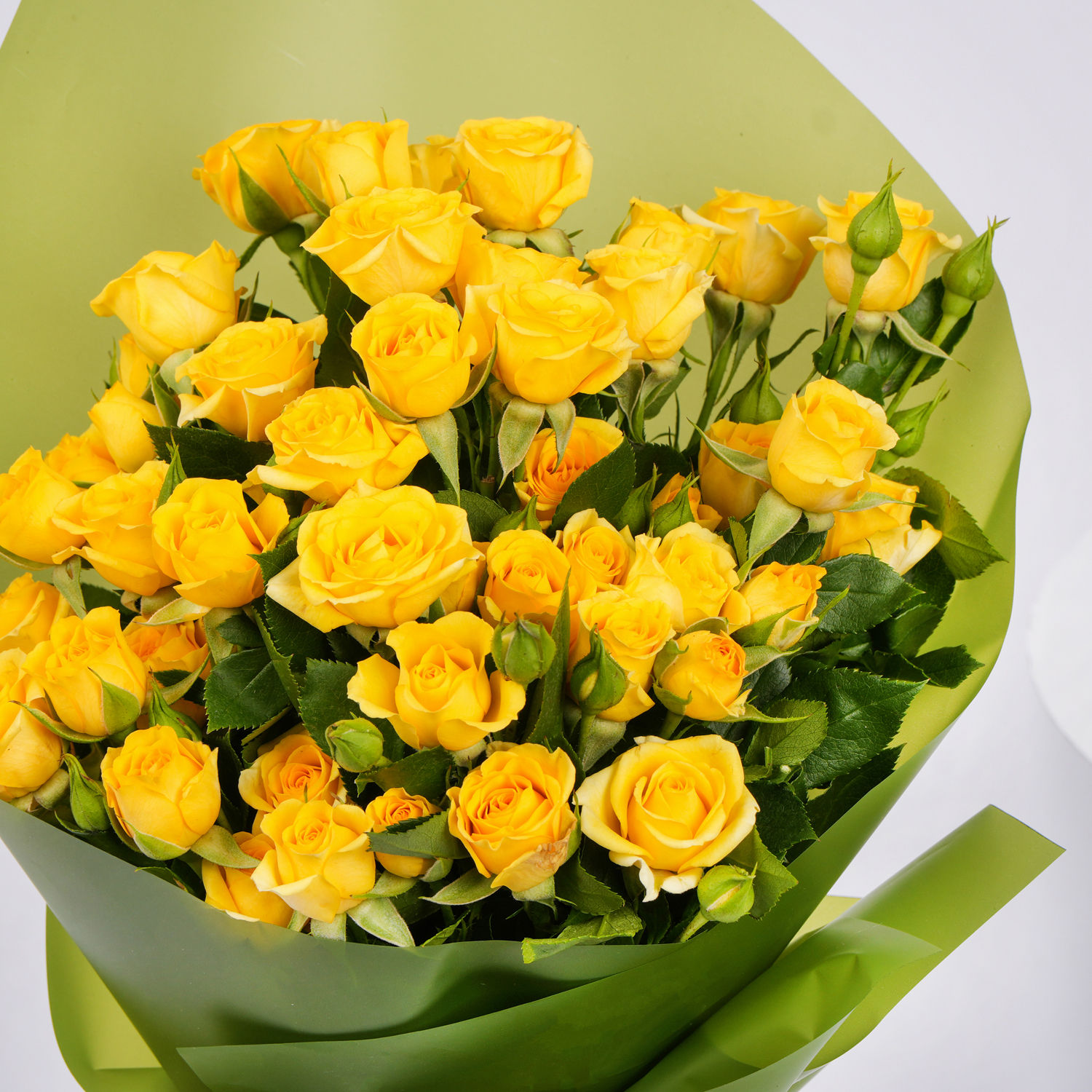 Order Yellow Spray Roses Bouquet Online | Same-Day Delivery UAE - Fnp.ae