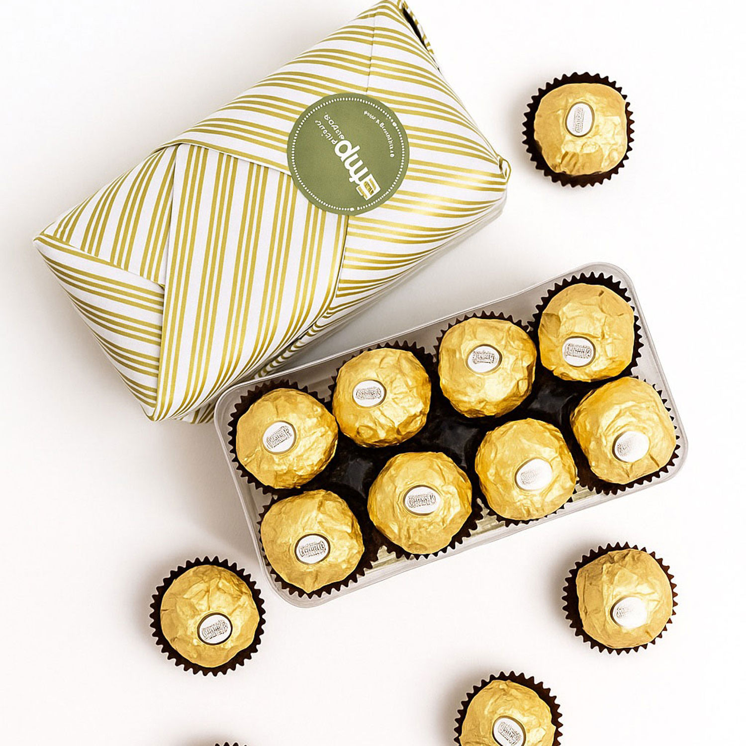 Online Ferrero Rocher 16 Pcs Gift Delivery in UAE - FNP