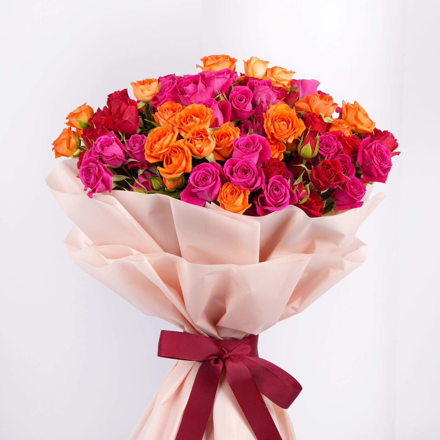 Order Vibrant Bunch of Spray Roses Online | Same-Day Delivery UAE - Fnp.ae