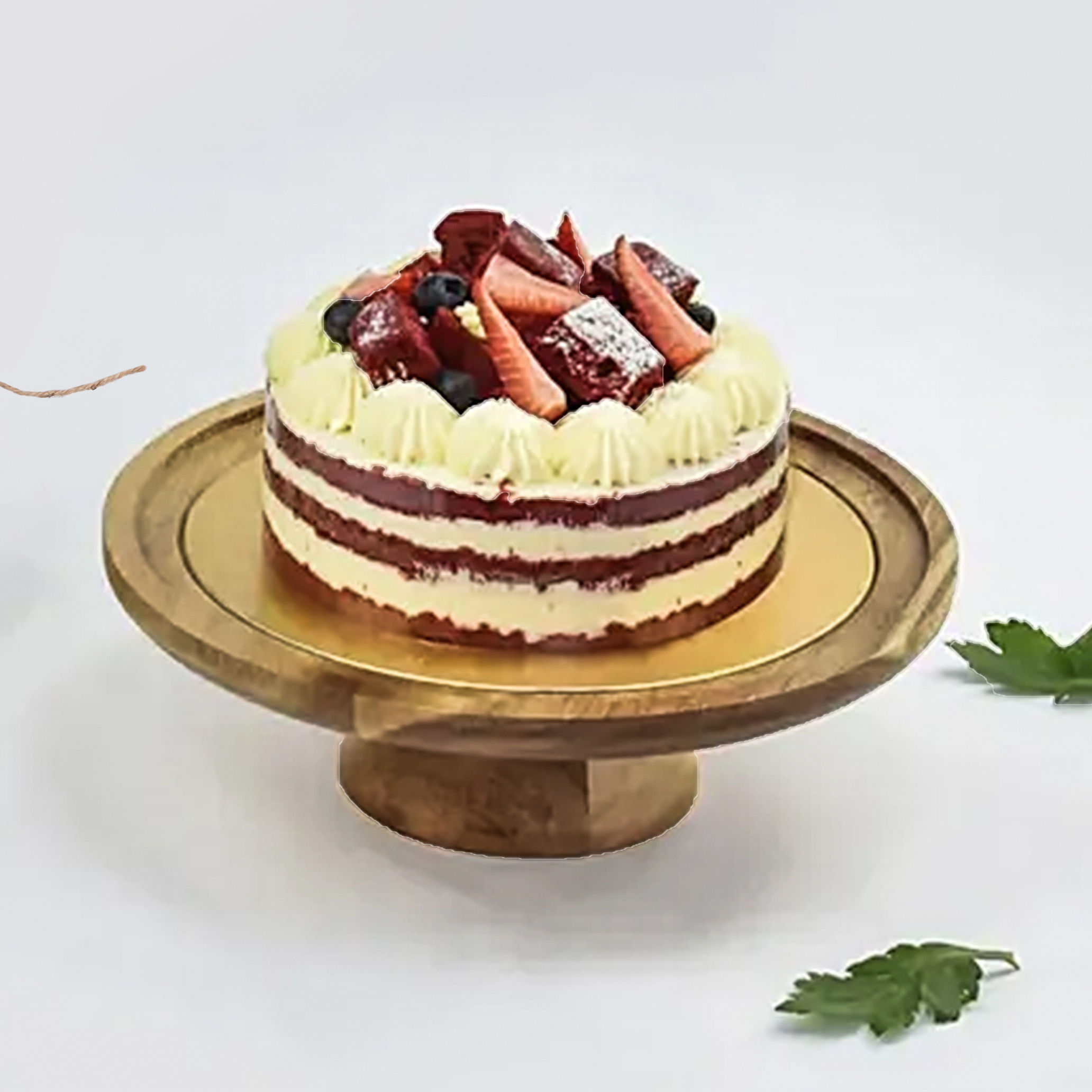 Order 1 Kg red Velvet Cake Combo Online | Same-Day Delivery UAE - Fnp.ae