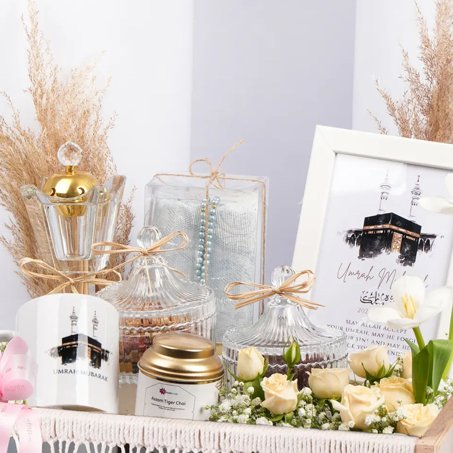 Order Umrah Wishes Gift Hamper Online | Same-Day Delivery UAE - Fnp.ae