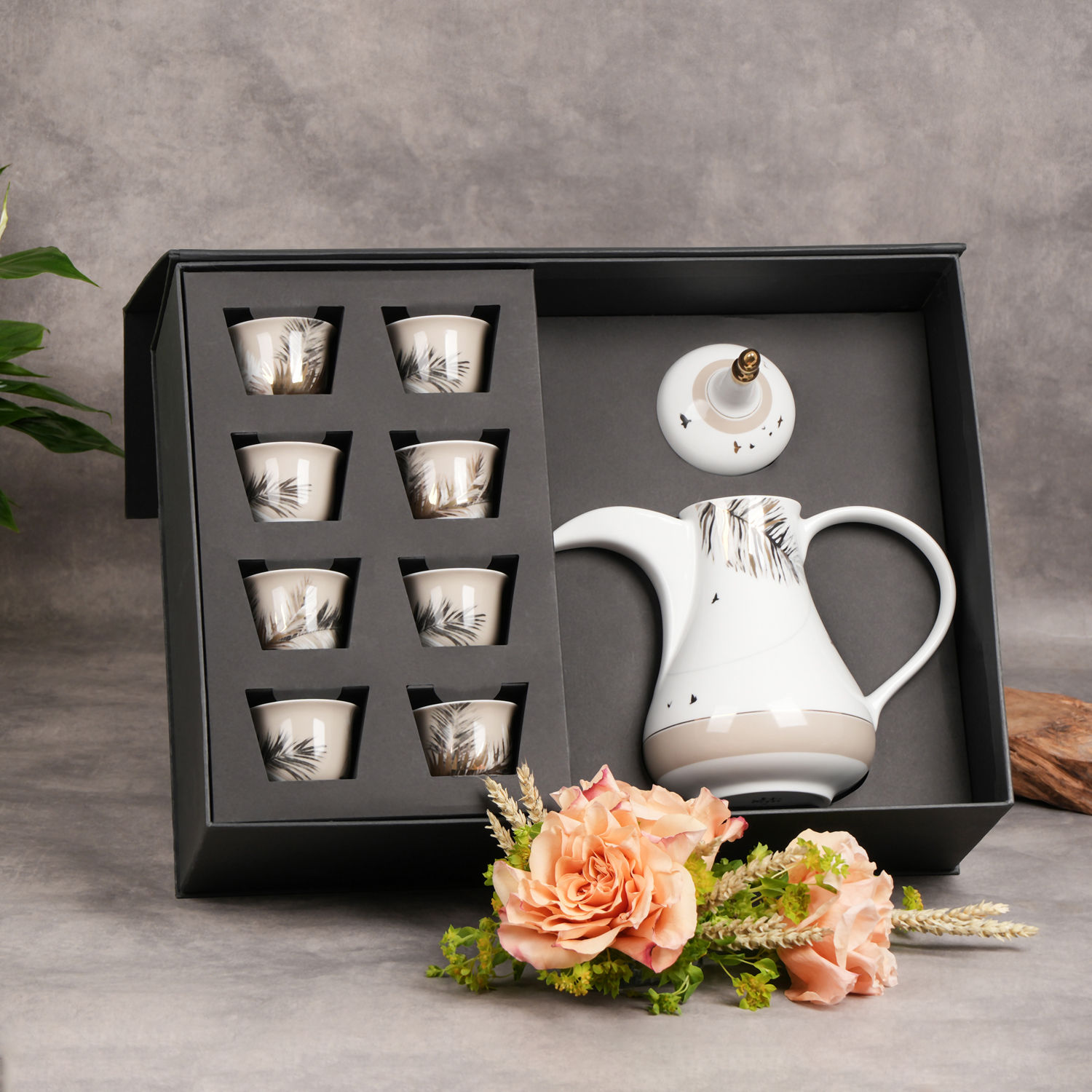 Order Dallah N Coffee Cup Gift Set By Silsal Online | Same-Day Delivery ...