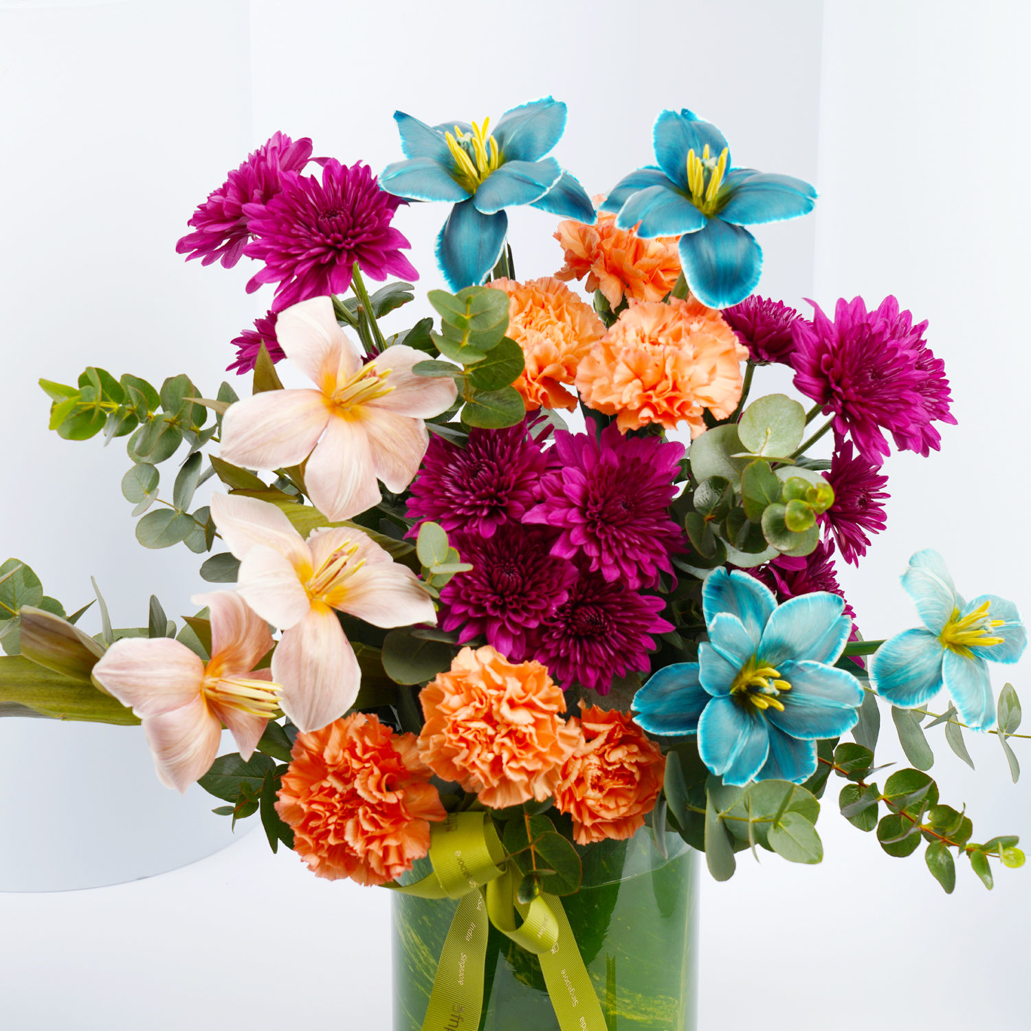 Order Flowers Colors Burst Online | Same-Day Delivery UAE - Fnp.ae