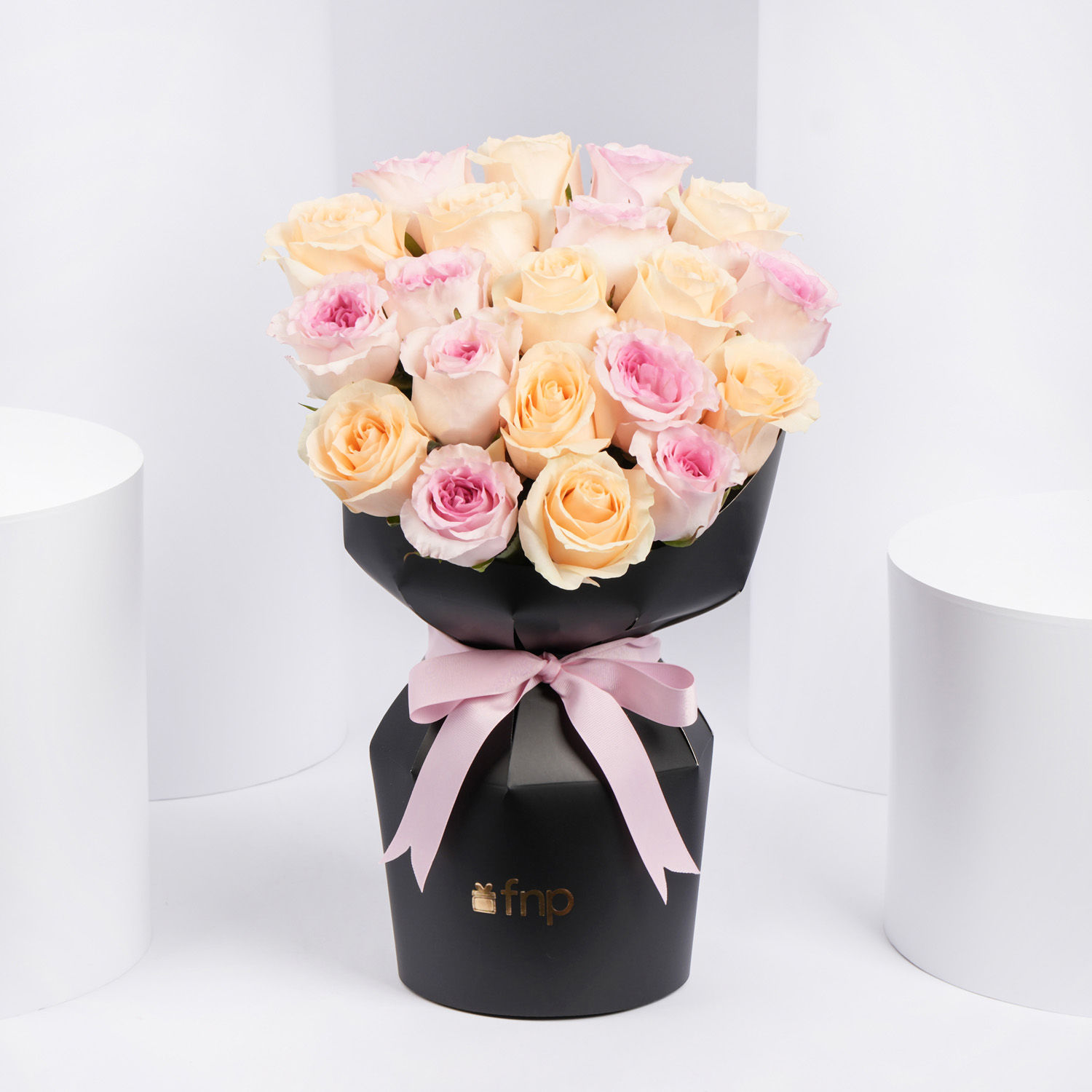 Order Peach and Pink Roses Sleeve Bouquet Online | Same-Day Delivery ...