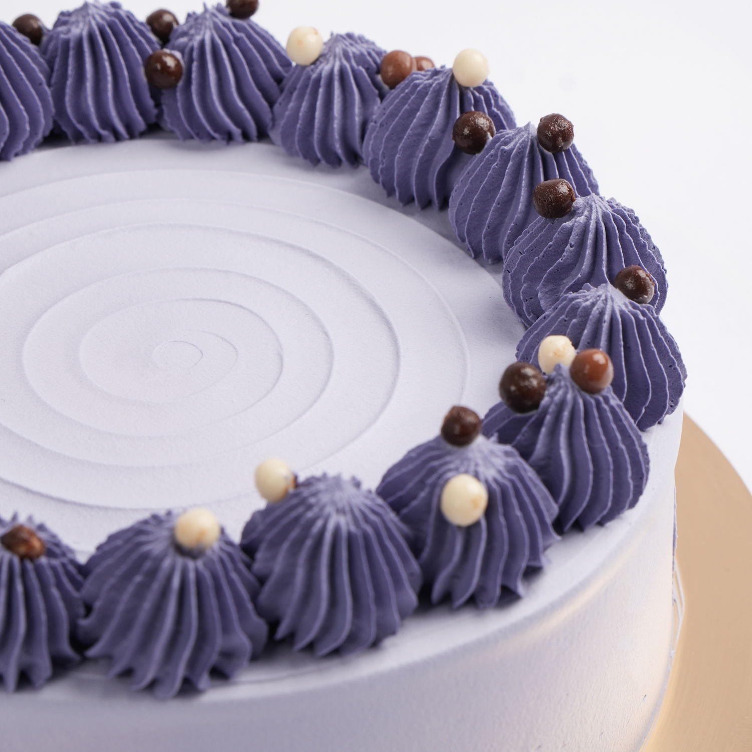 Order Ultimate Ube Delight One Kg Cake Online | Same-Day Delivery UAE ...
