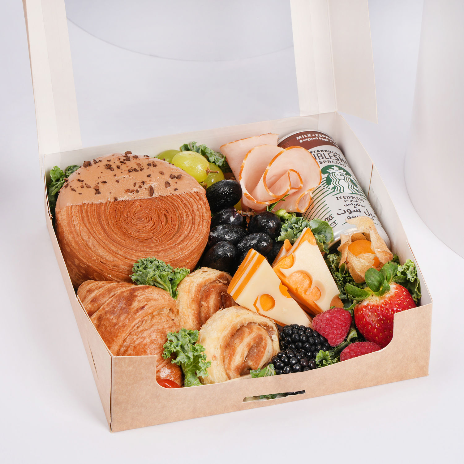 Order Gourmet Breakfast Box Online | Same-Day Delivery UAE - Fnp.ae