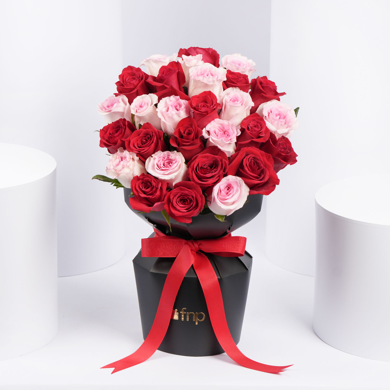 Order 15 red and 15 Pink Roses Sleeve Bouquet Online | Same-Day ...