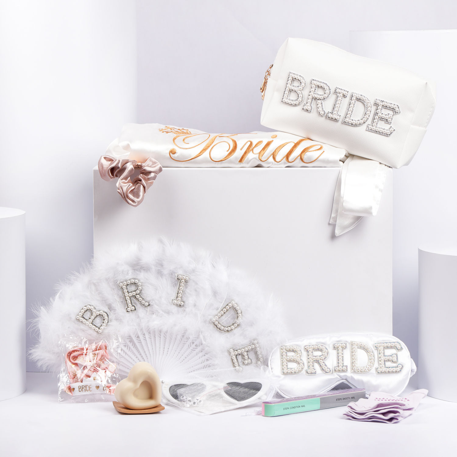 Order Bride To Be Hamper Online | Same-Day Delivery UAE - Fnp.ae