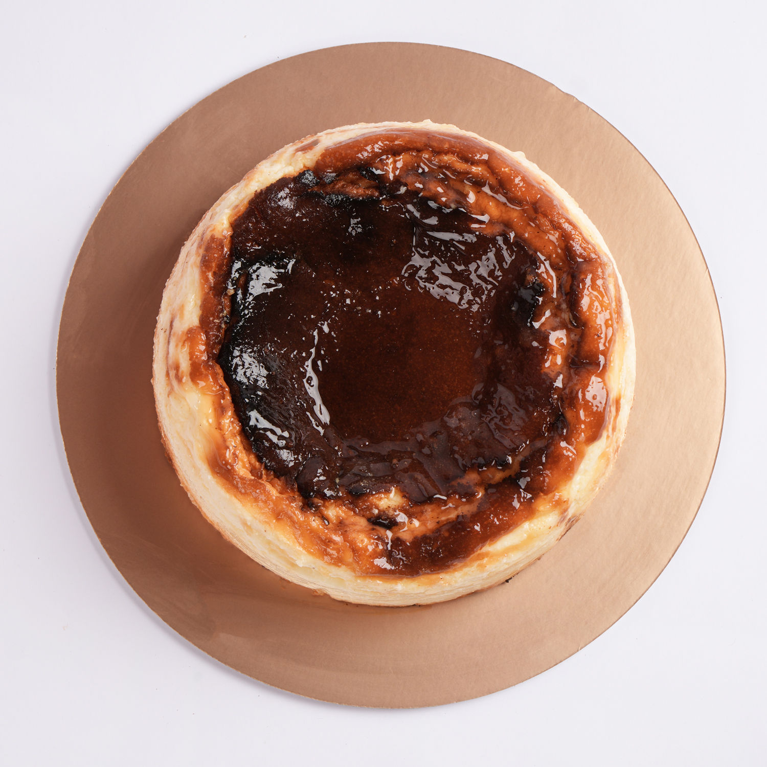 Order Basque Cheesecake 1 Kg Online | Same-Day Delivery UAE - Fnp.ae
