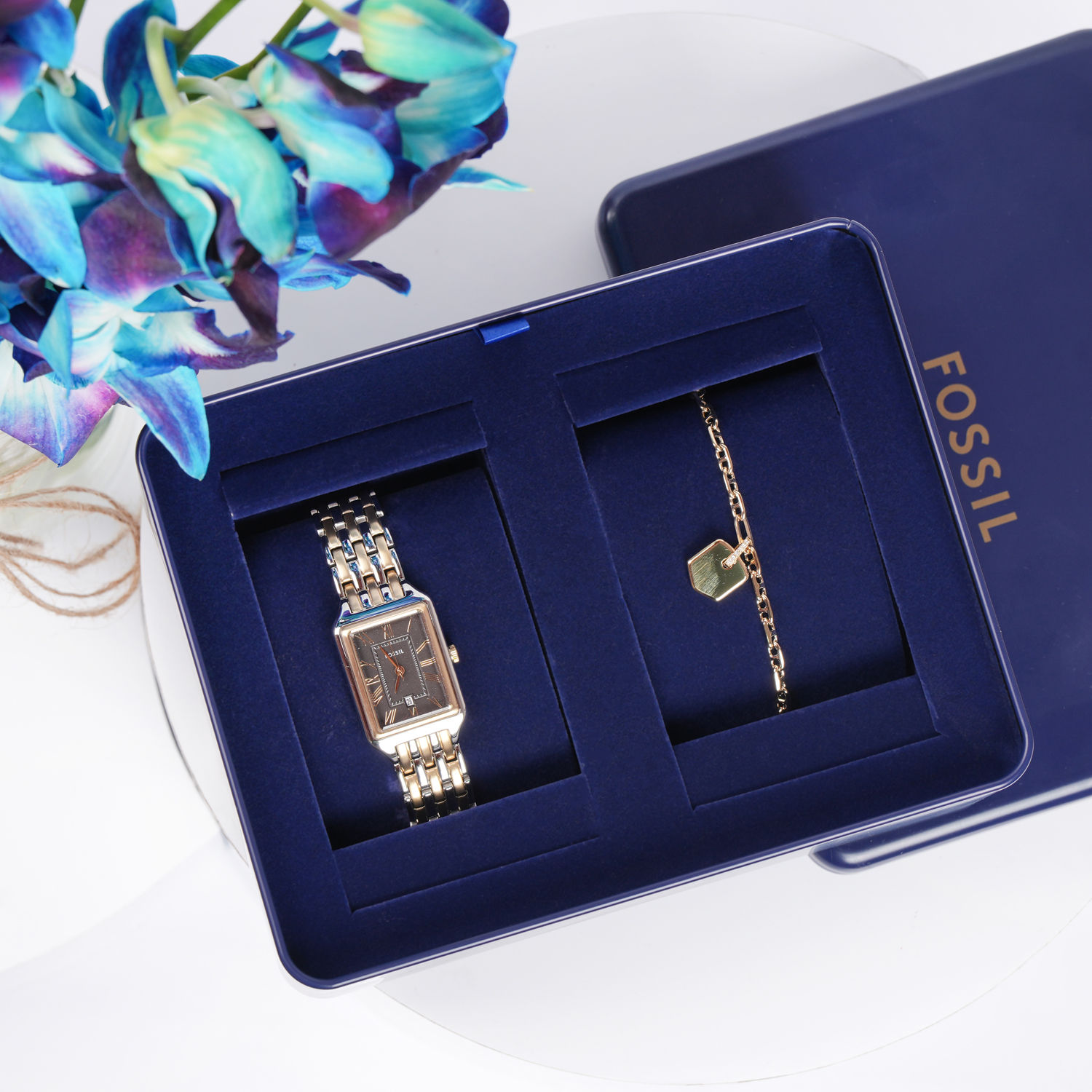 Order Fossil Raquel Watch and Bracelet Gift Set For Her Online | Same ...