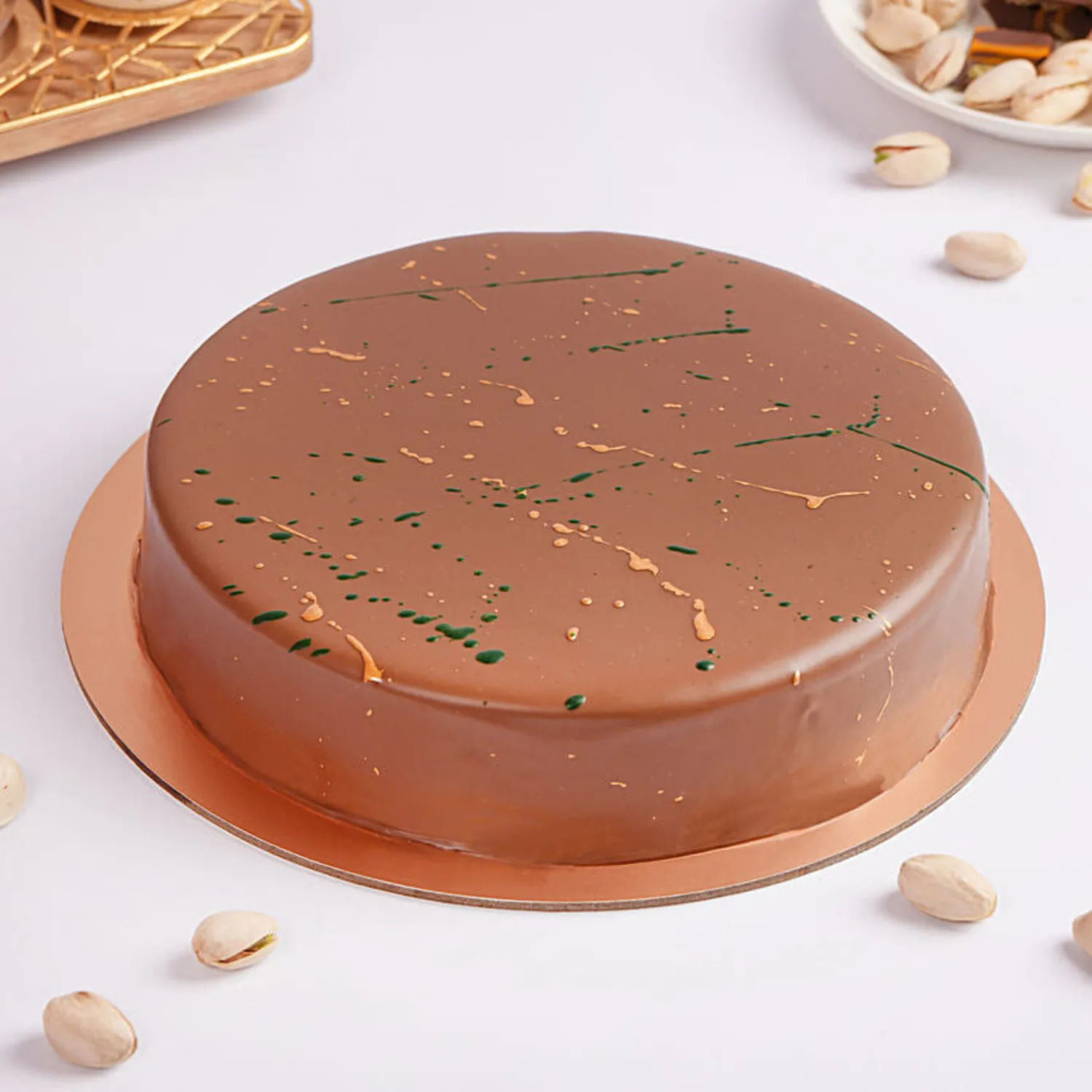 Online Dubai Chocolate Cake Half Kg Gift Delivery in UAE - FNP