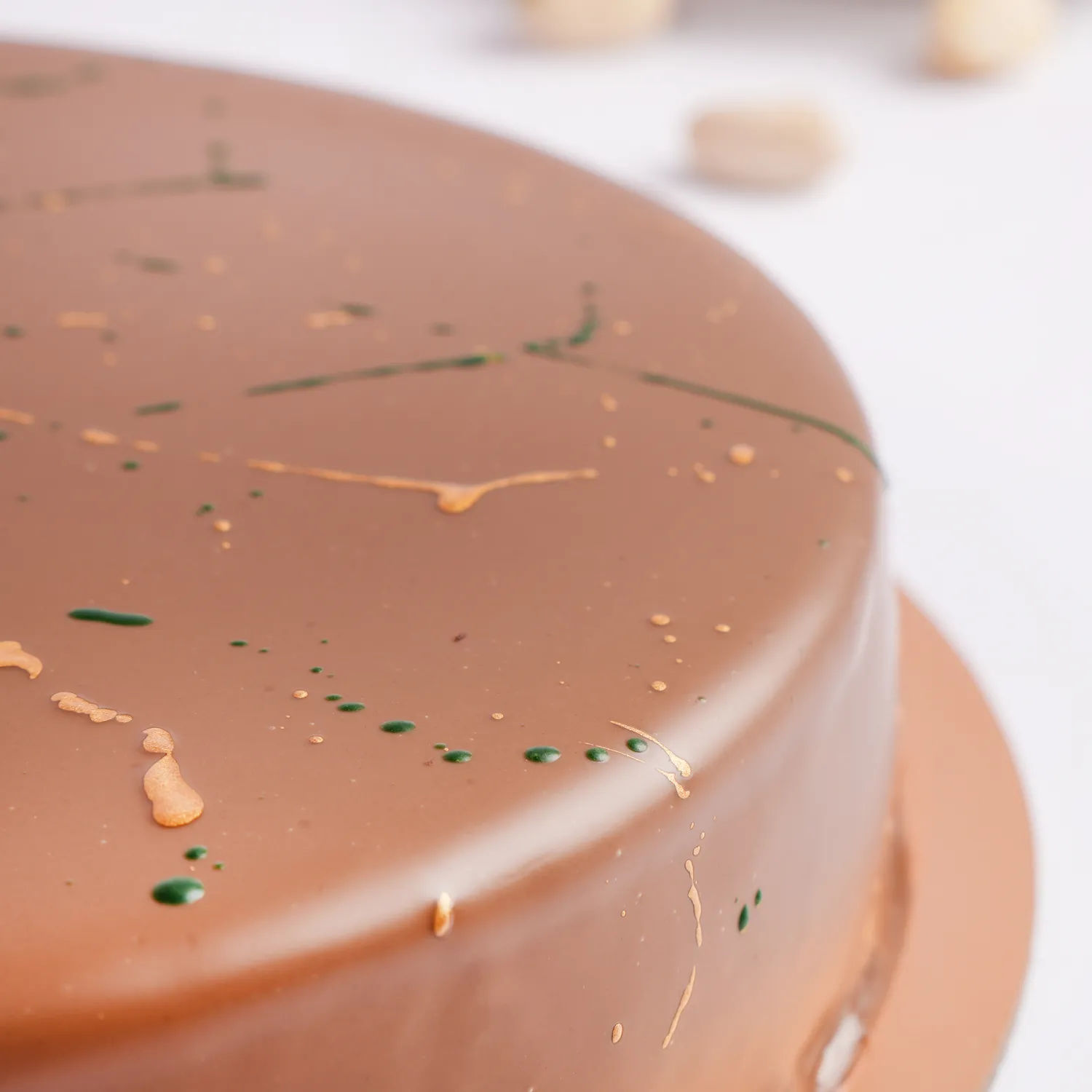 Order Dubai Chocolate Cake Half Kg Online | Same-Day Delivery UAE - Fnp.ae