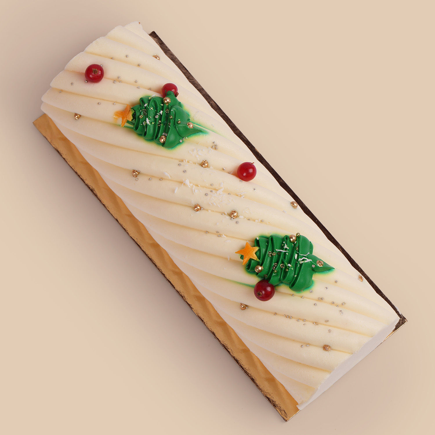 Order Red Velvet Vanilla Cheesecake Online | Same-Day Delivery UAE - Fnp.ae