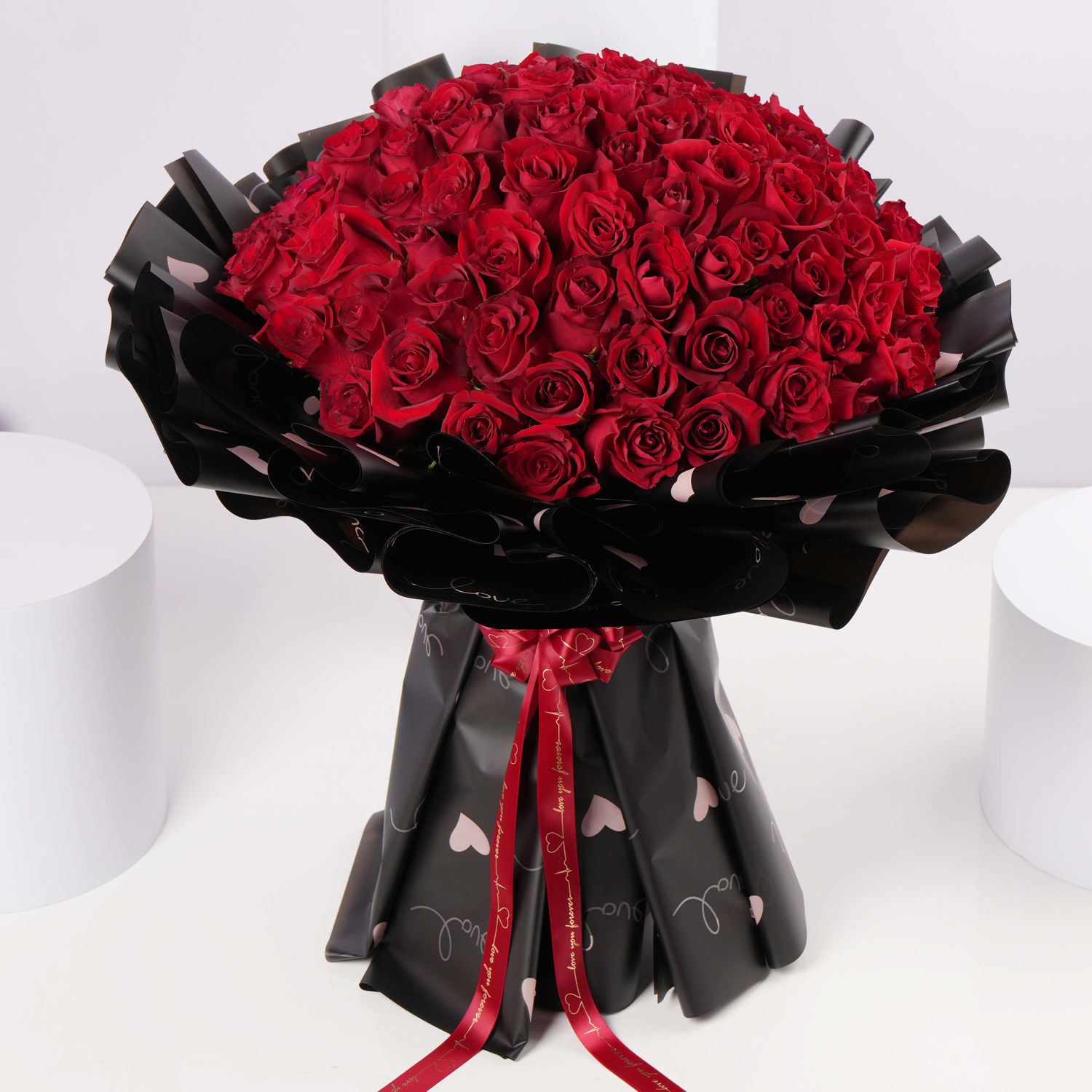 Order Valentine 111 Red Roses Bouquet Online | Same-Day Delivery UAE ...