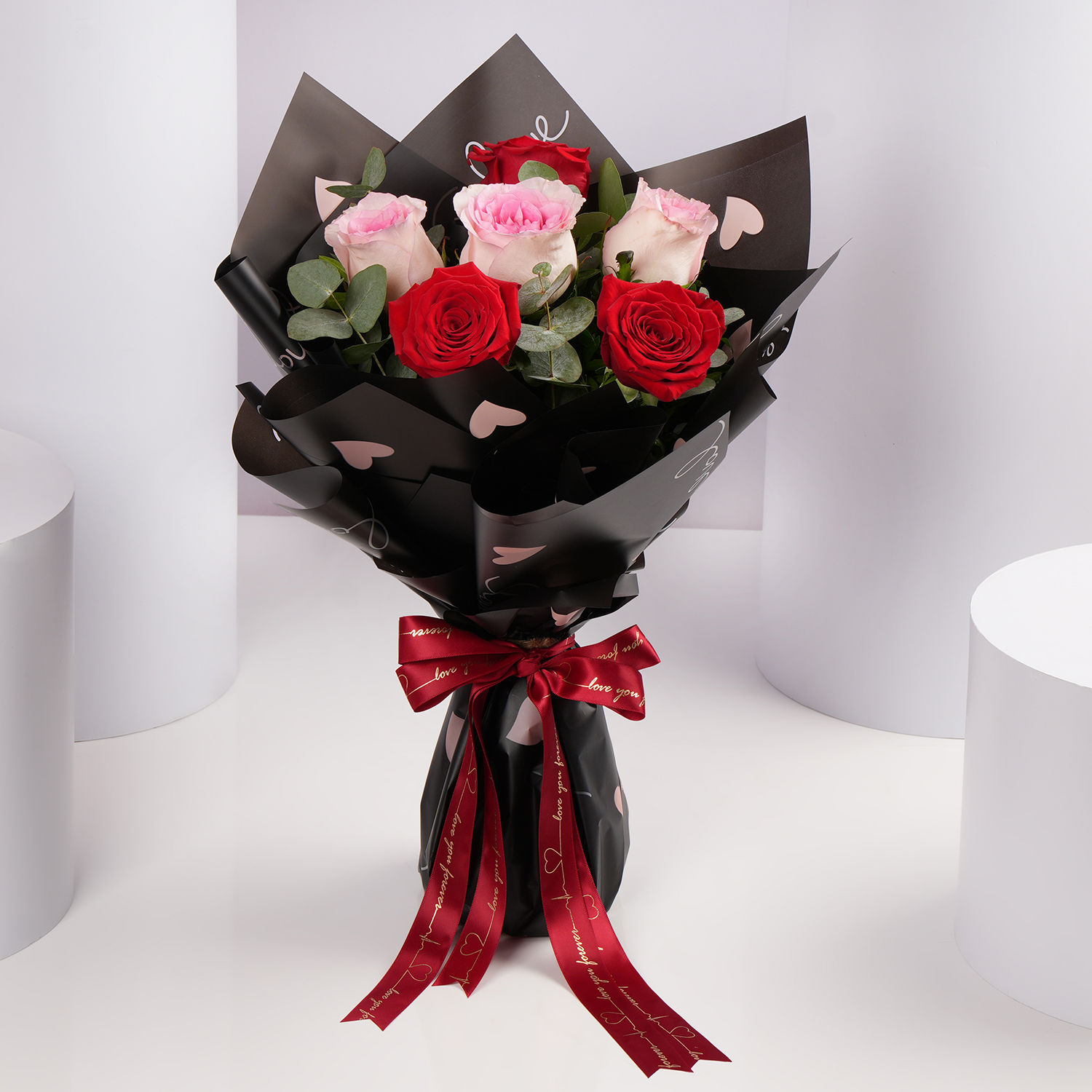 Order Be My Valentine Roses Bouquet Online | Same-Day Delivery UAE - Fnp.ae